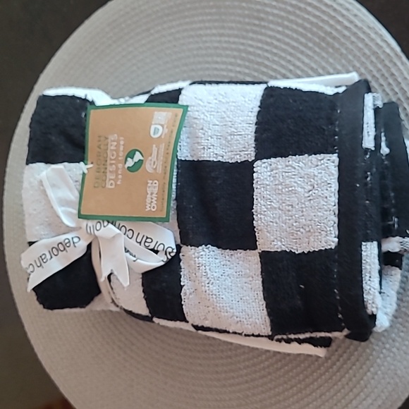 Deborah Connolly | Bath | Deborah Connolly Hand Towels | Poshmark